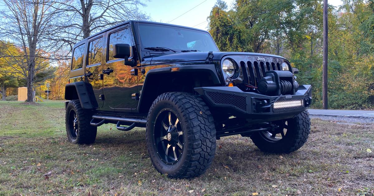 Jeep Wrangler Unlimited 2016 rental in Kailua-Kona, HI by William G. | Turo