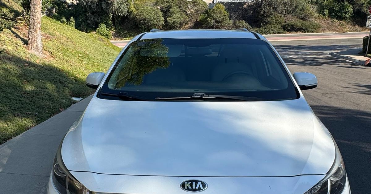 Kia Sedona 2016 rental in San Diego, CA by Julia I. | Turo