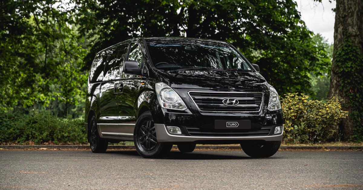 Hyundai i800 2017 rental in Sutton, England by Akeel K. | Turo