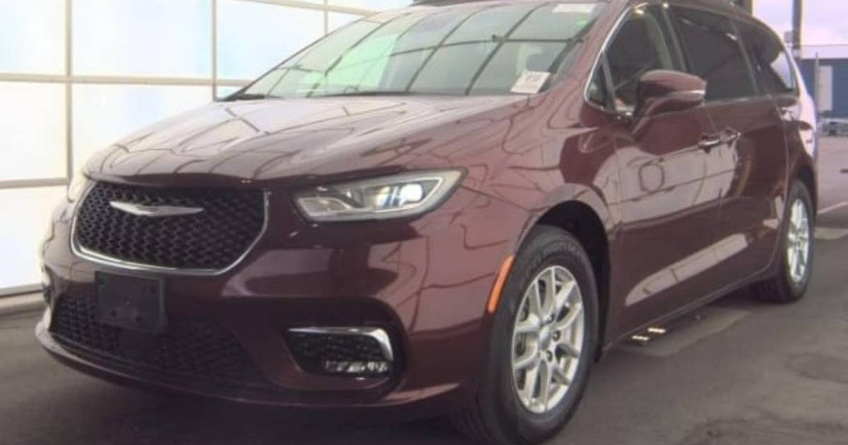 Chrysler Pacifica 2021 rental in Orlando, FL by Rosana | Turo